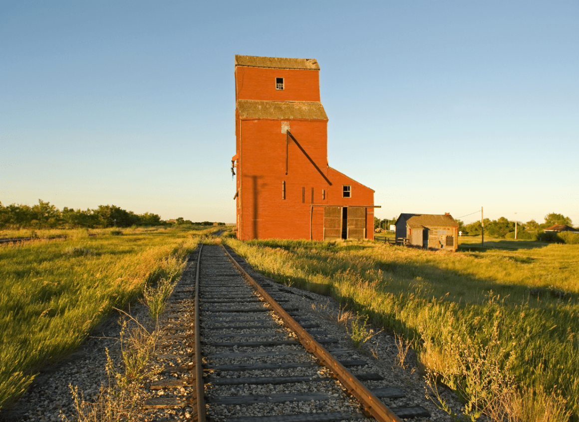 15 Best Small Towns To Visit In Canada