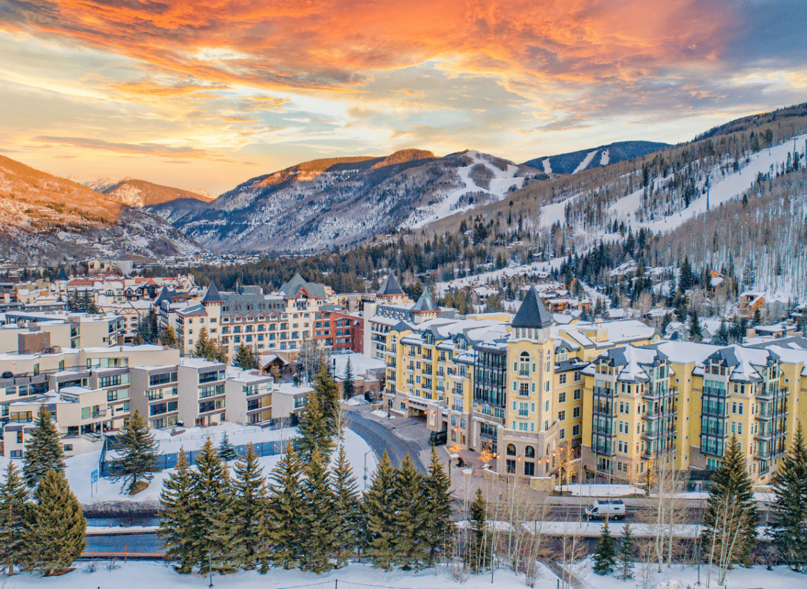 10 Best Colorado Christmas Towns for a Winter Wonderland